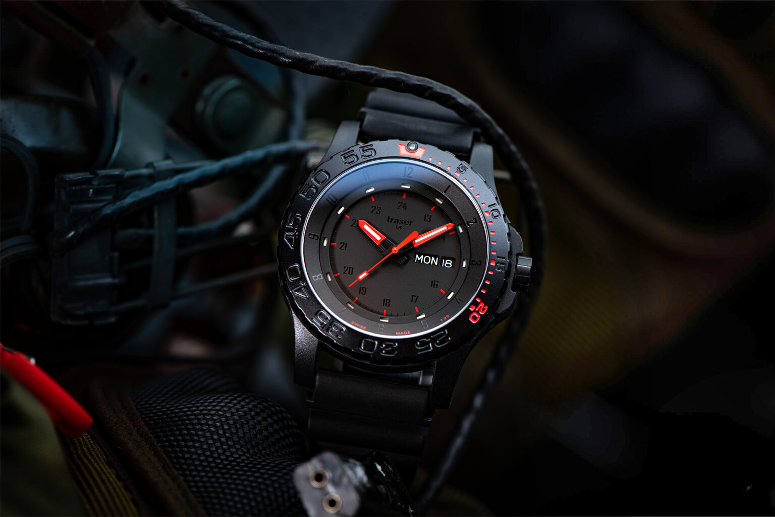 Traser Red Combat Watch | RDCTD